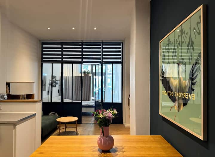 Stylish Designer Apartment In Prenzl' Berg - Katy - Berlin