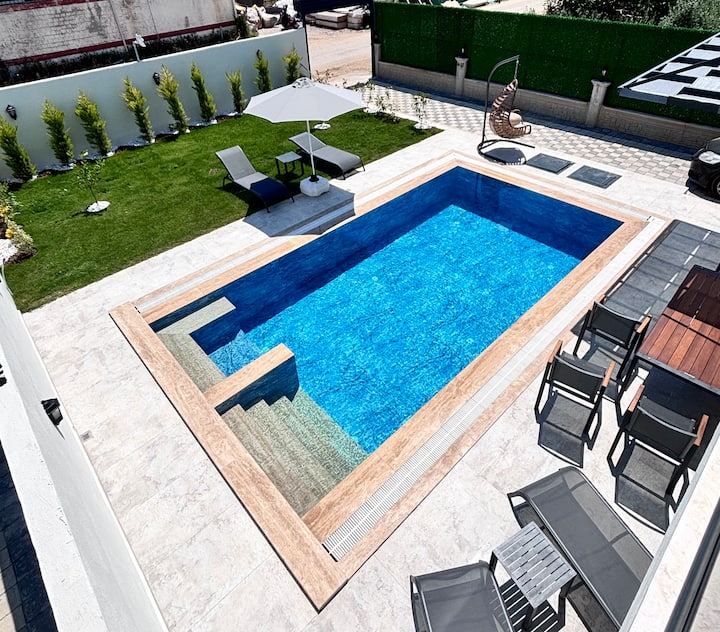 Villa Mey, Yeni,lüx,korunaklı,her Yere Kolay Ulaşm - Karaçulha