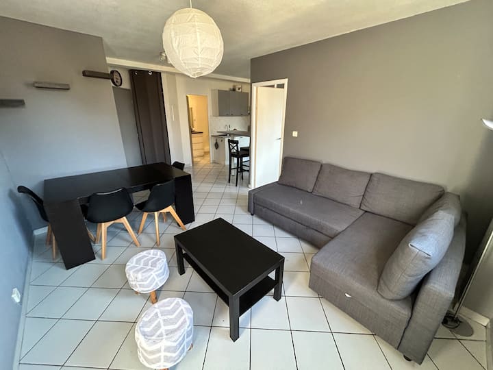 Appartement T2 Centre-ville De Marignane - Aéroport de Marseille Provence (MRS)