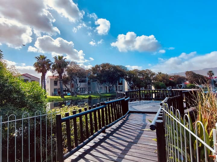 Coastal Serenity Meets Timeless Luxury - Somerset West