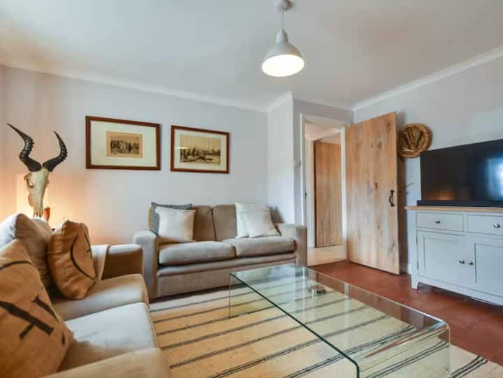 Acorn Cottage, South Cerney. - Cirencester