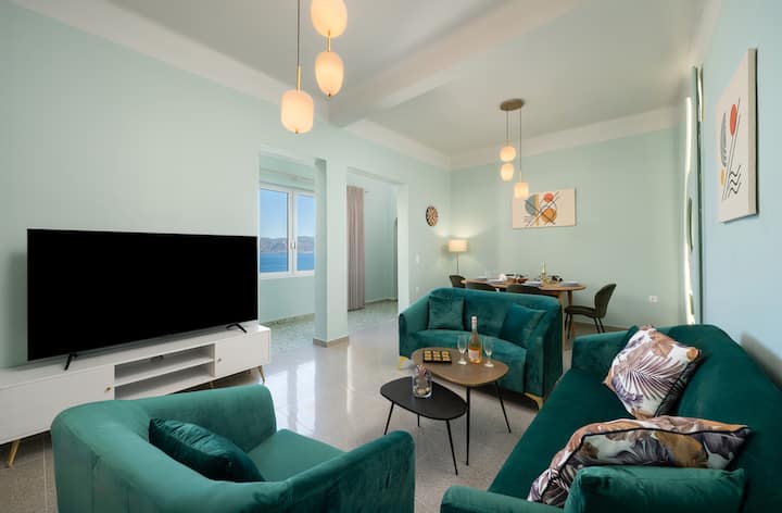 Nautilus House | Divine Sea Views | Family Home - Grèce