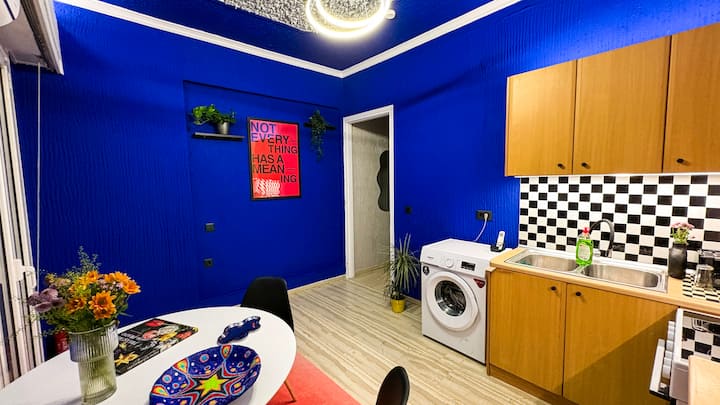 Blue Odyssey - Single Bedroom Downtown Apt - Zante