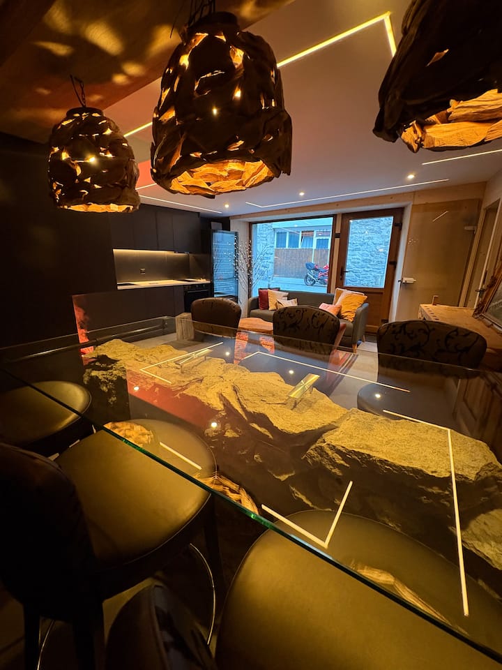 Chambre Chalet Bois Et Pierre, Vue Alpine - Canton du Valais