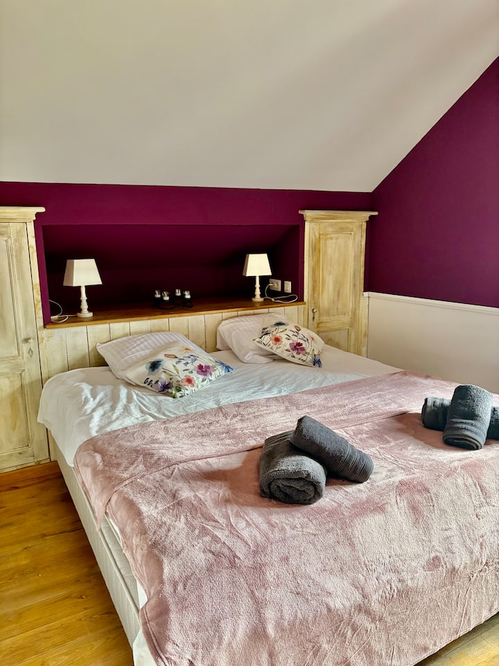 Chambre Double Supérieure Mauve - Durbuy