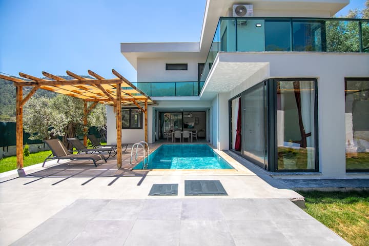 Villa Ohrid, 4 Yatak Odalı, Havuzlu Villa - Ören