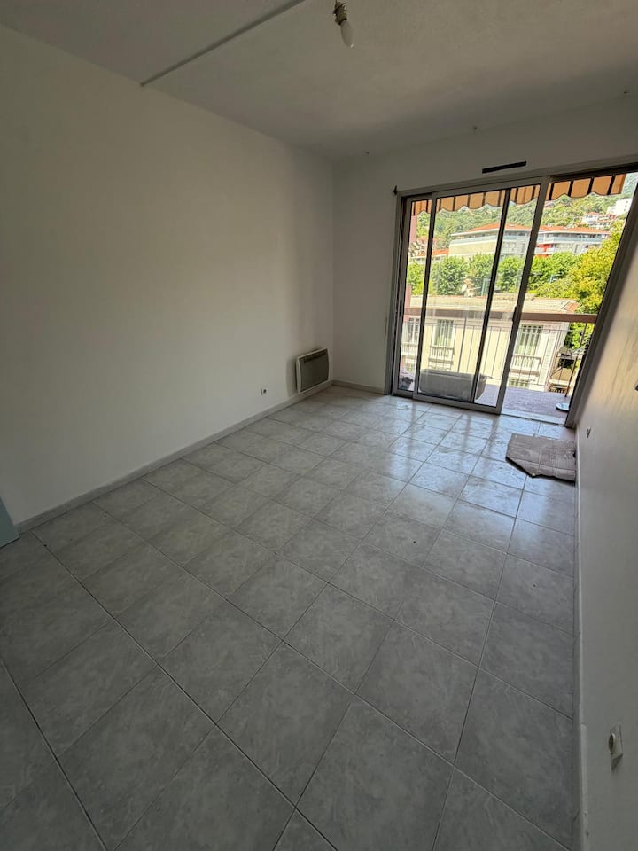 Appartement 3 Pièces 2 Chambres - Menton