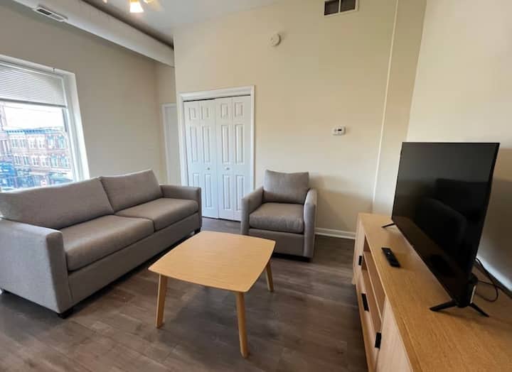 1br In The Heart Of South Street - Italian Market - Philadelphia