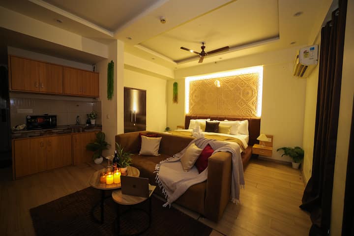 Mi Casa | The City View Studio - Lucknow