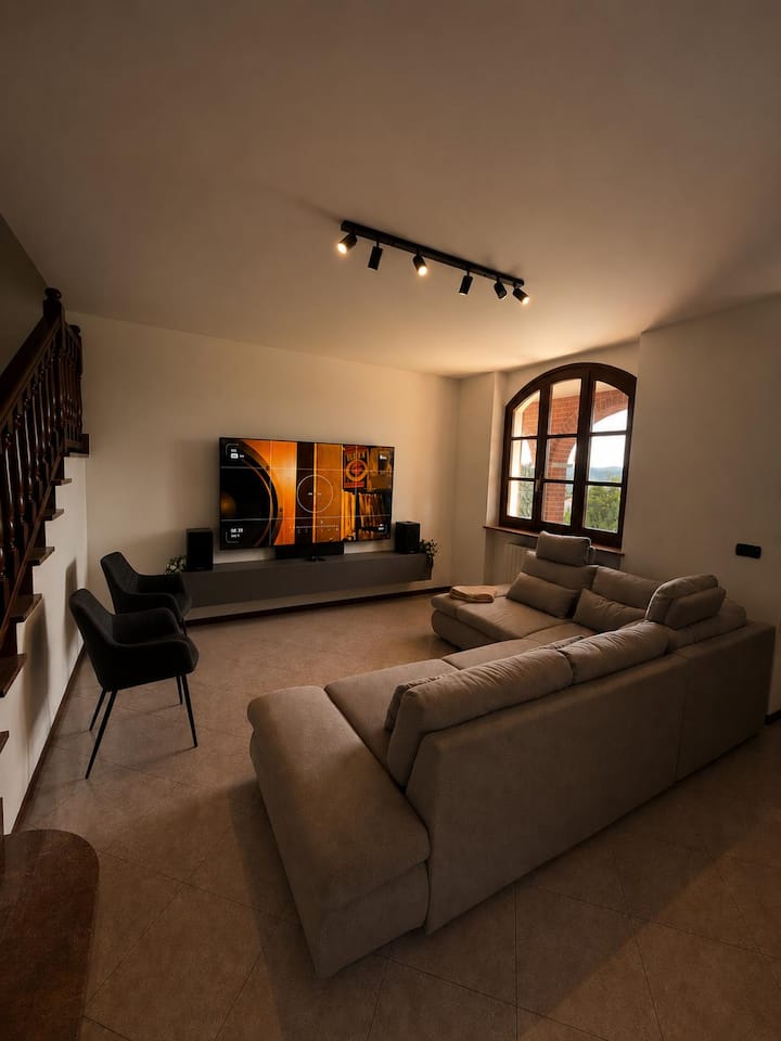 Villa Ida-panoramicview, Pool, Gym & Biliard Room - Italien