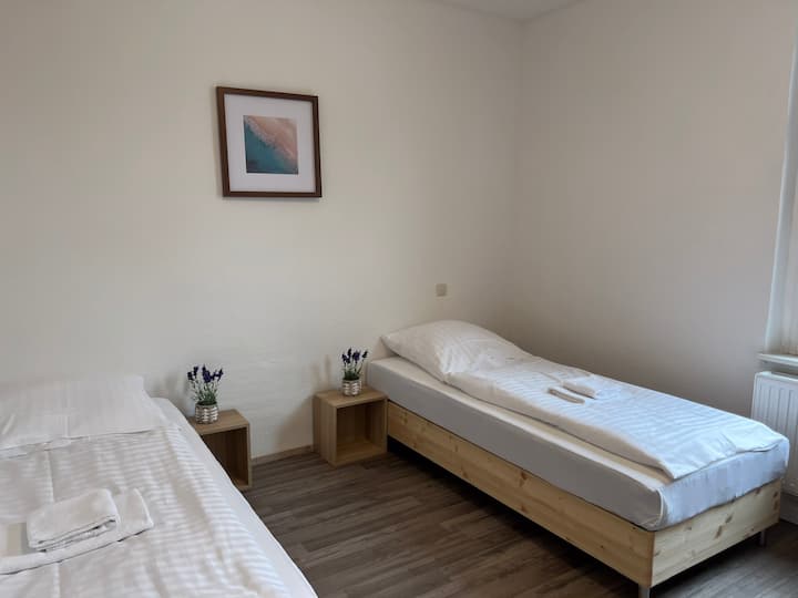 T&k Apartments - Essen - 3 Rooms Apartment - 2og - Essen