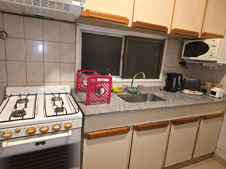Departamento Céntrico, 2 Dormitorios Y 2 Baños. - Comodoro Rivadavia