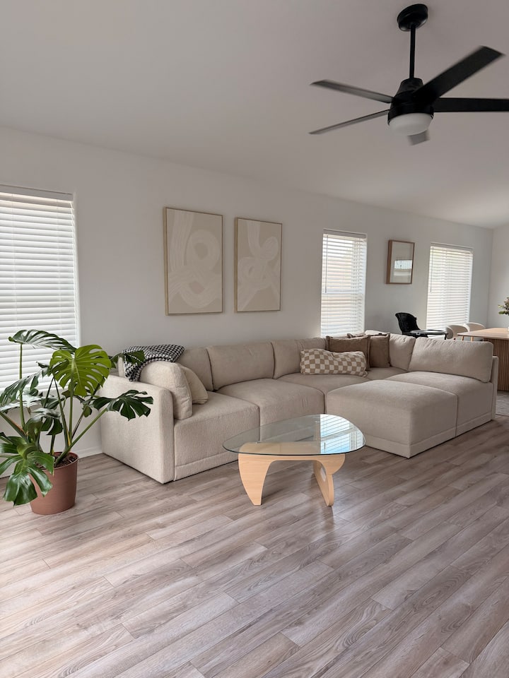 Modern 3br | Dog-friendly | 3 Min Dt Gilbert - Gilbert, AZ