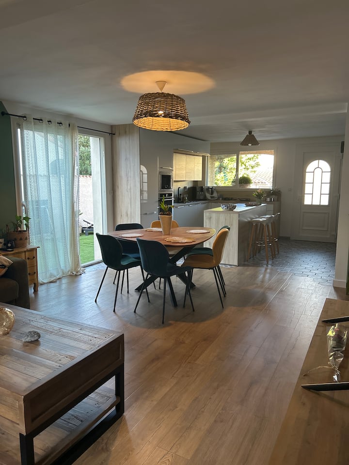 Maison Familiale Avec Piscine à Narbonne - - Narbonne