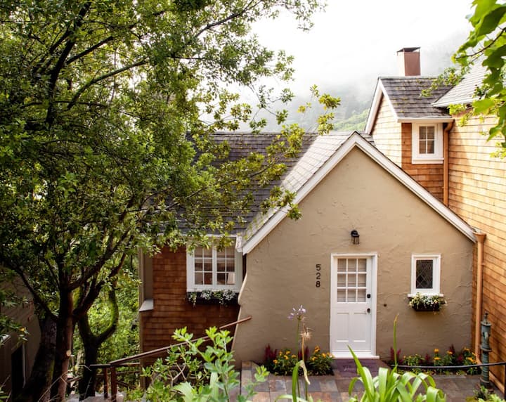 Oasis In The Hills Of Sausalito - Sausalito, CA