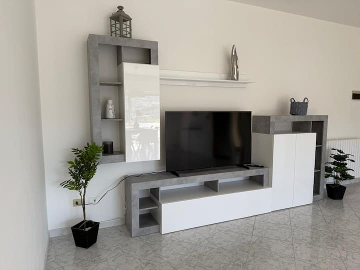 Bright Flat With Balcony 2 Baths 2 Beds - Abruzzo