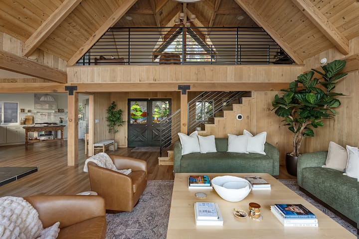 Two Birds - Expansive Lake Views And Walk To Lake - Lake Arrowhead, CA