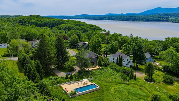 Pool + Deck Dining + Kayaks Catskills View - 캣스킬