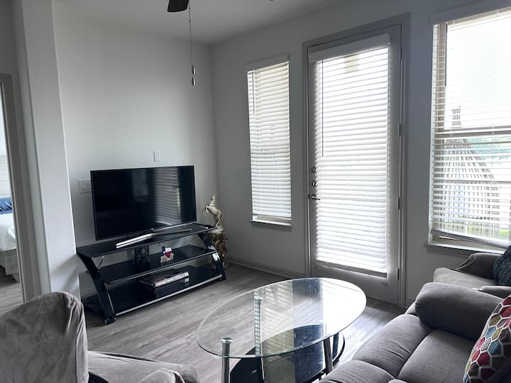 Beautiful Apartment In A Great Frisco Location - Frisco, TX