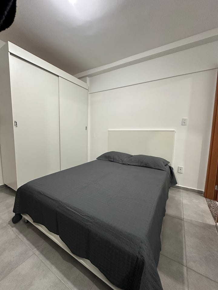 Studio Blanc: Espaço E Conforto Com Vista Incrível - Barbacena