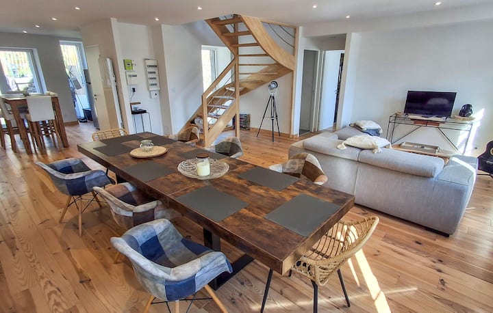 4 Bedroom Cozy Home In Audierne - Audierne