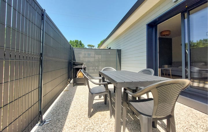 1 Bedroom Nice Home In La Tremblade - La Tremblade