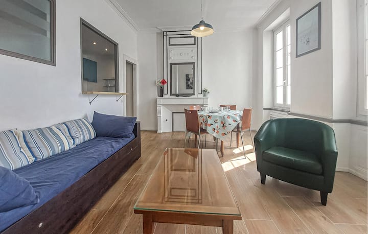 Amazing Apartment In La Rochelle With Wifi - 라로셸