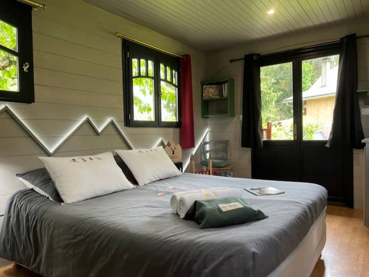 La Jument Verte Chambres D'hôtes - La Roulotte - Aix-les-Bains