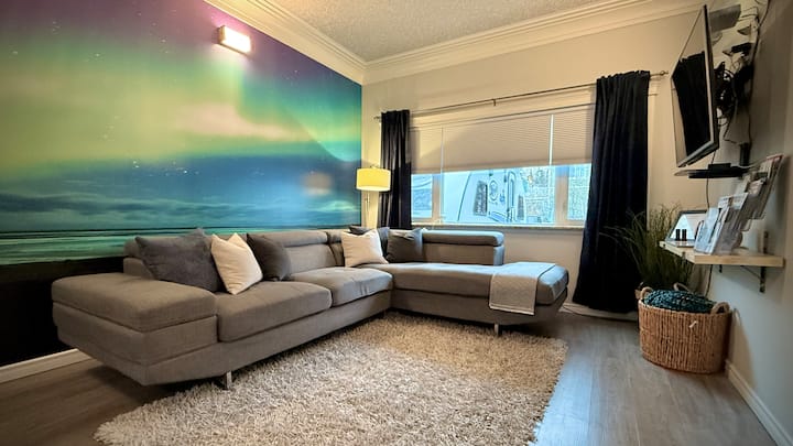 Greenhaven Guesthouse Downtown! Sleeps Up To 8! - Yellowknife