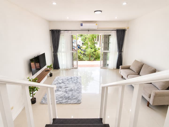Central Patong 2-bedroom Home • Near Jungceylon - Patong Beach