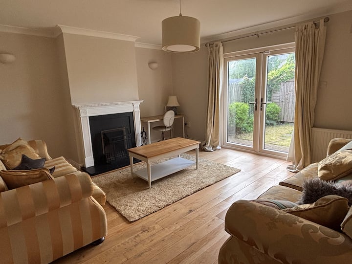 Family Friendly House In Blackrock, South Dublin - Dublin