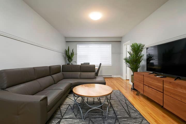 Cozy Retreat In Montréal - 도흐발