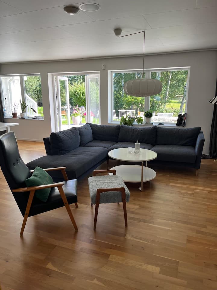 Renoverat Hus I Barnvänligt Område - Vimmerby