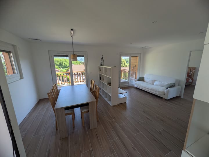 Appartement Vu Sur Les Montagnes Et Accès Au Lac - Lac d'Aiguebelette