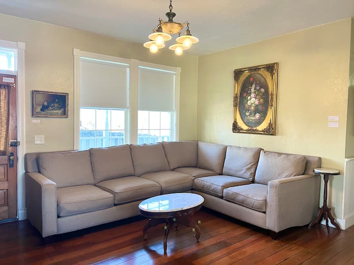 Historic Home W Hot Tub, Walk To Town, Ev Charger - Sutter Creek, CA