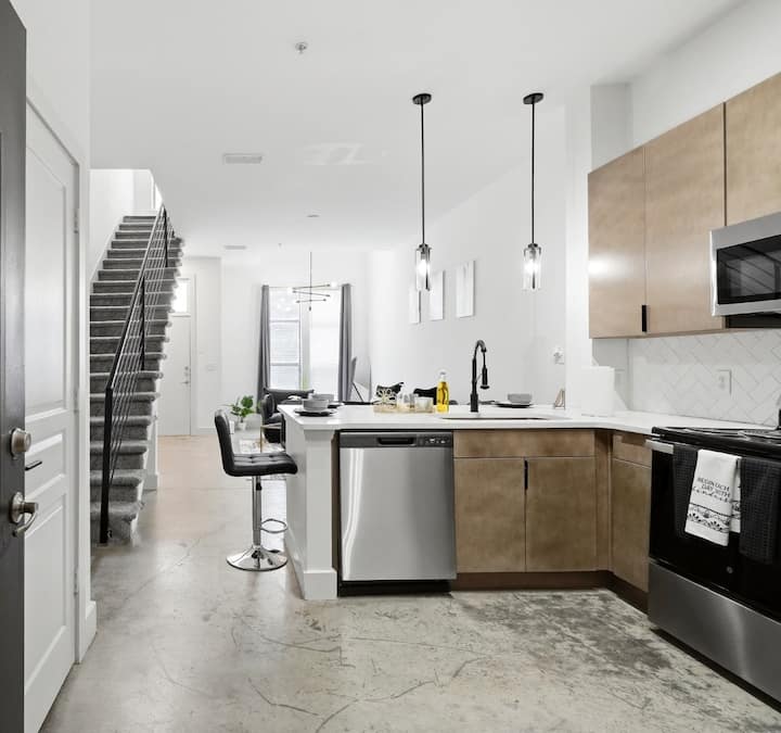 Welcome To Your Cozy Atlanta Townhome! - Buckhead