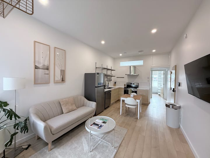 Harbor View Nest Unit 2 | 2br Harborview&hiceiling - 聖約翰