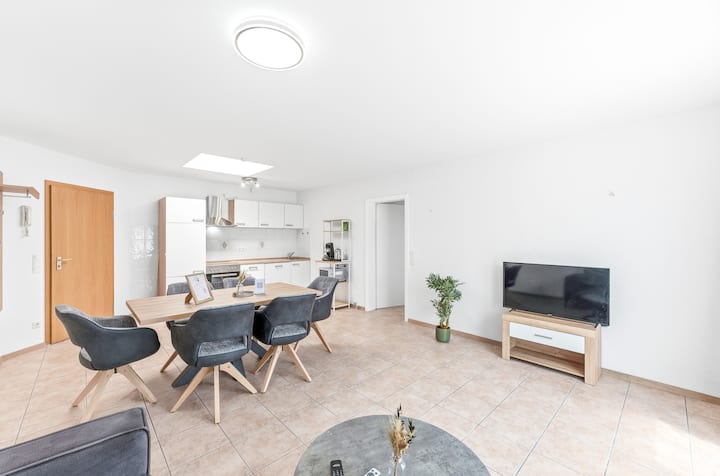 Hirschkeller - 4 Bedroom Apartment - Uhingen