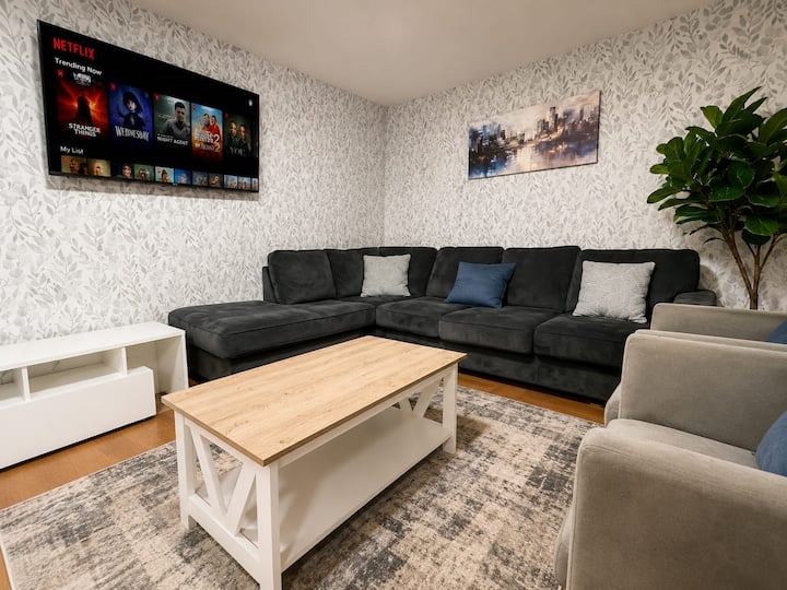 Spacious 3br Near 7 Train | 10 Min To Manhattan - US Open Tennis - Flushing Meadows