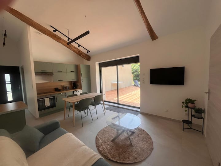 Gîte Alice Piscine Privée - Rhône-Alpes