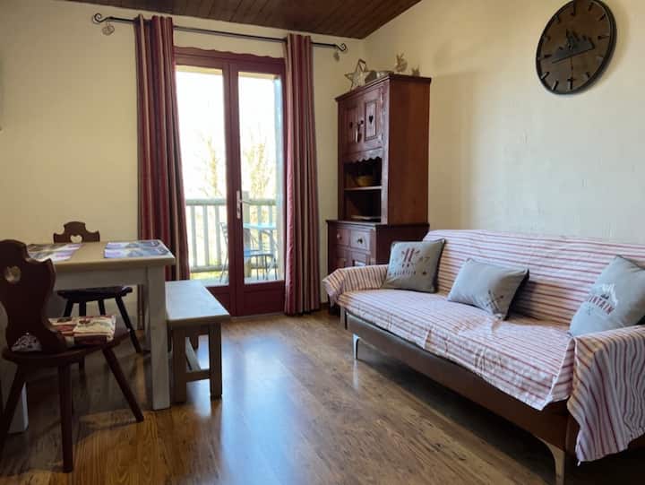 La Jument Verte Gite Meublé 3 éToiles - Les Oies - Aix-les-Bains