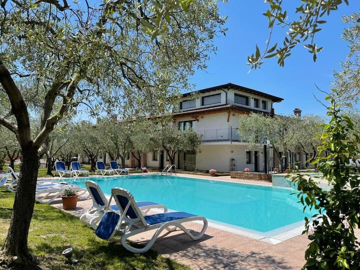 Residence Ulivi (Appartamento Melograno) - Bardolino