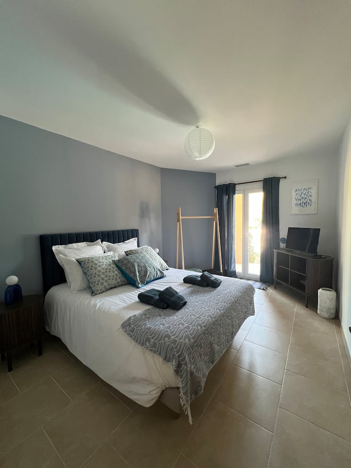 Suite Azur Avec Vue Piscine Et Terrasse - Le Boulou