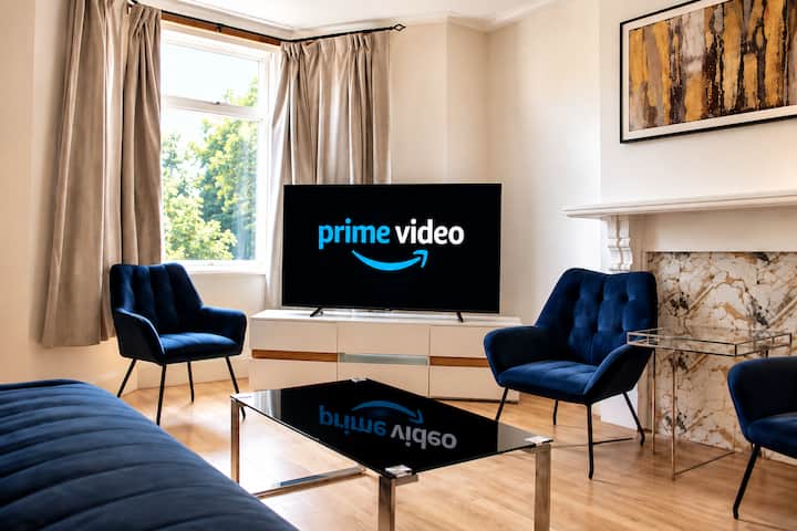 Family Stay For 11 | Parking |Near Bradford Centre - Bradford, United Kingdom
