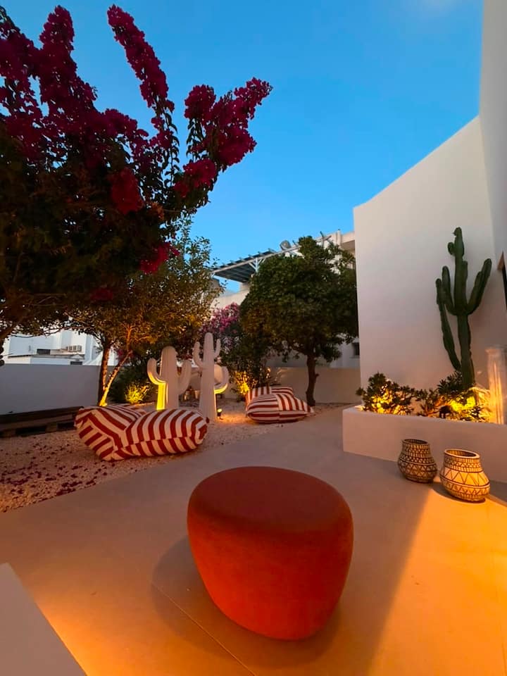 Bluewaves Antiparos Moonstone Jacuzzi House - Antiparos