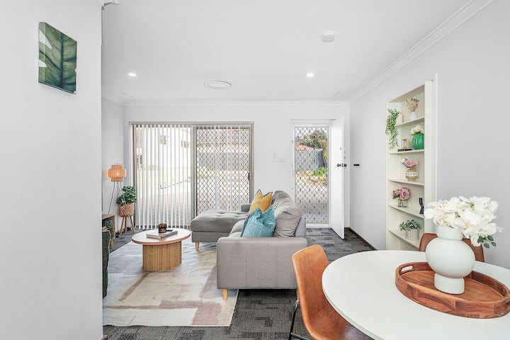 Quiet Corner: 2br, Sleeps 4, Near Perth & Freo - Cottesloe