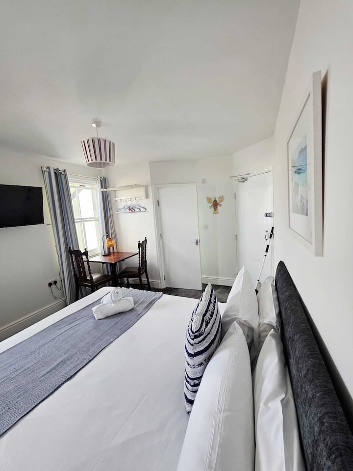 King-budget-sdb Privée-pas De Vue - Criccieth