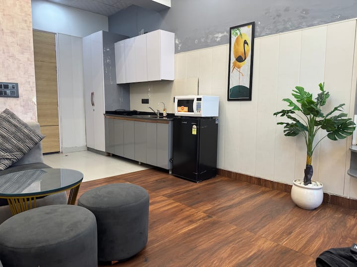 The Krit’s Stay, Gaur City Centre, Noida - Ghaziabad