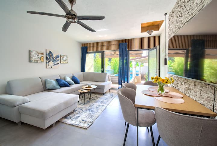 Apartment With A Private Heated Pool - Krk