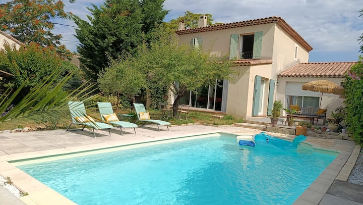Maison Spacieuse Avec Piscine – Aubagne - Cassis
